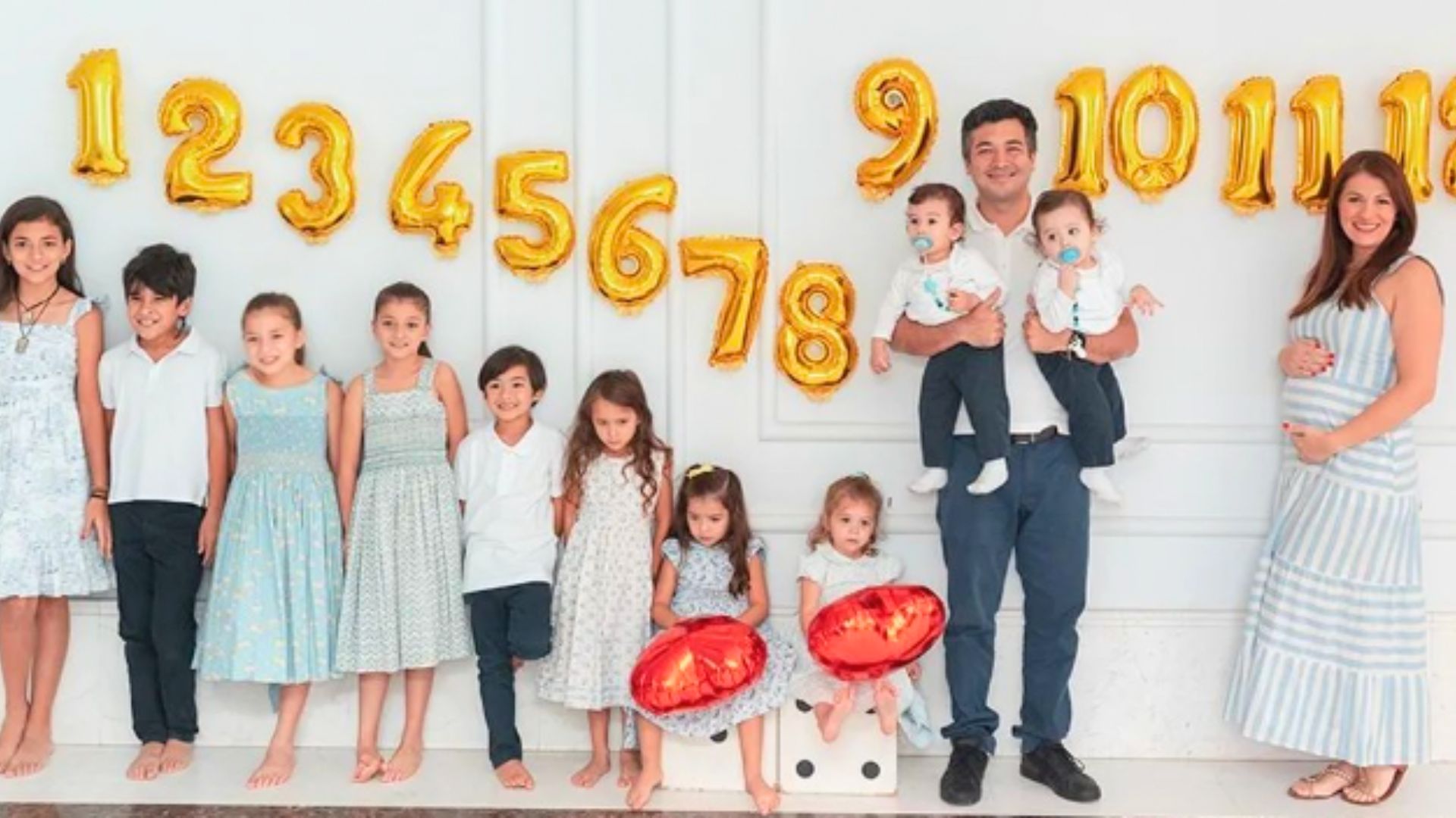 Pais de 10 anunciam que terão gêmeos (de novo)